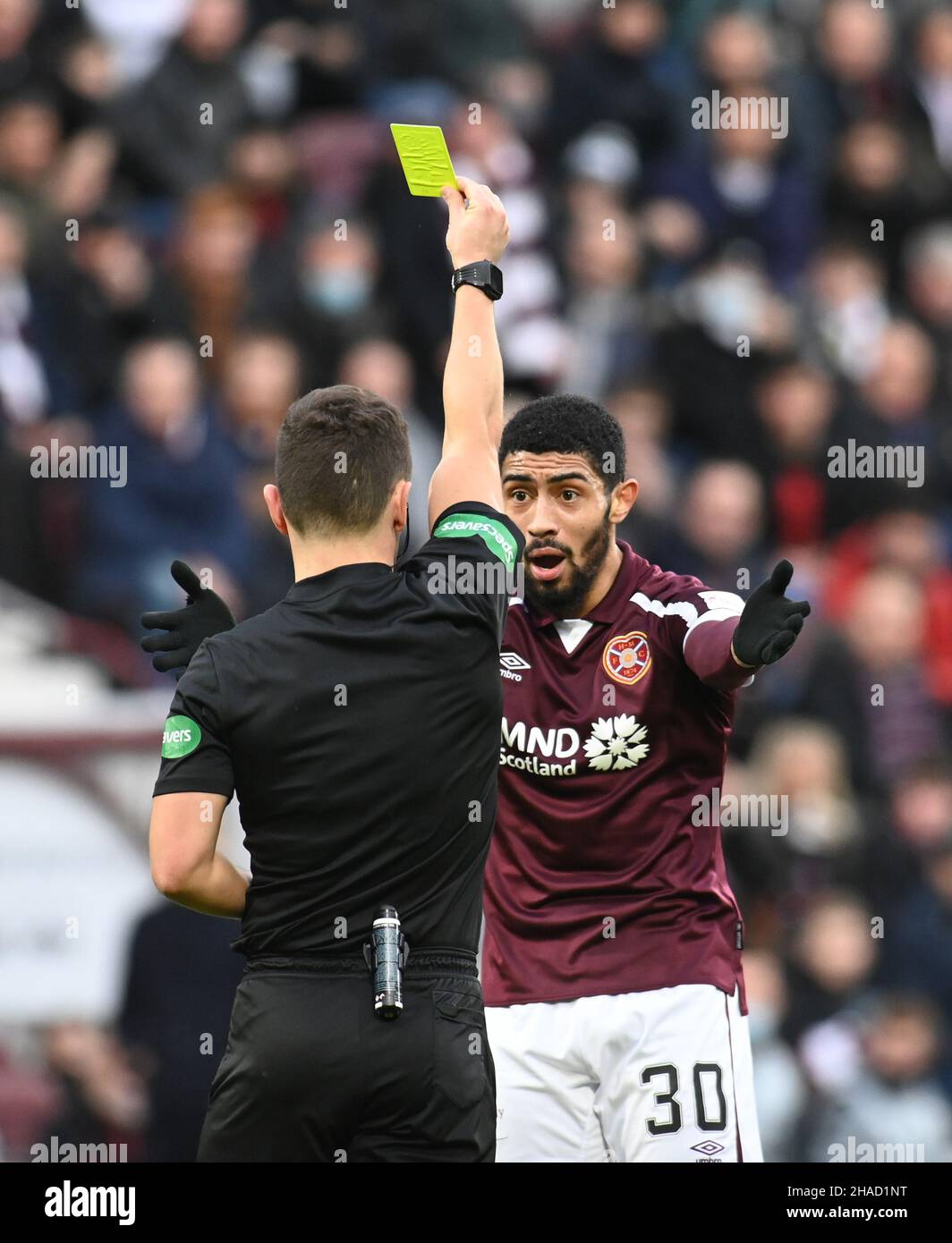 Nick walsh referee hi-res stock photography and images - Alamy