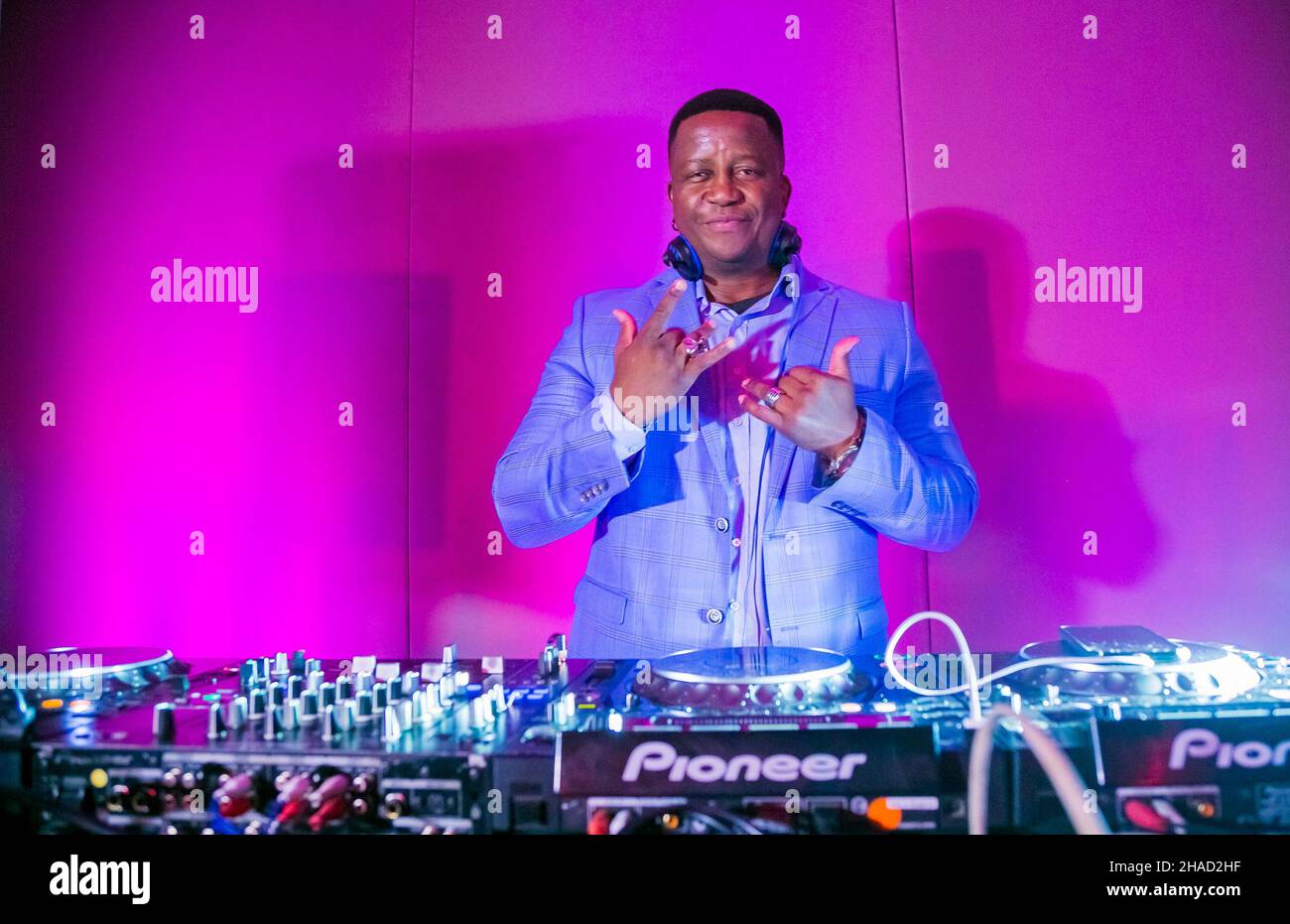 Dj fresh africa hi-res stock photography and images - Alamy