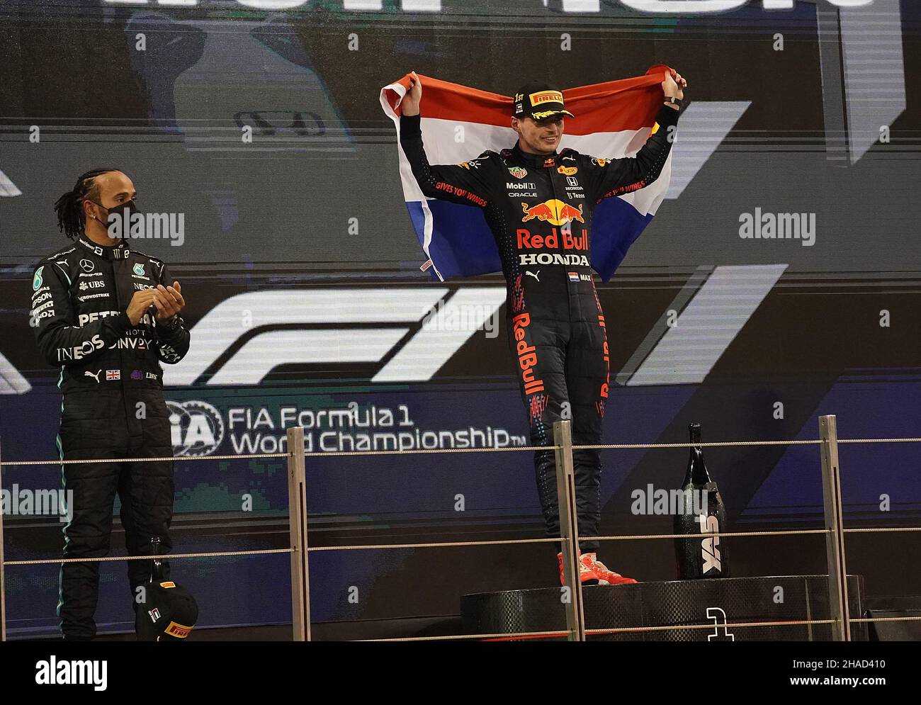 Lewis hamilton flag hi-res stock photography and images - Alamy