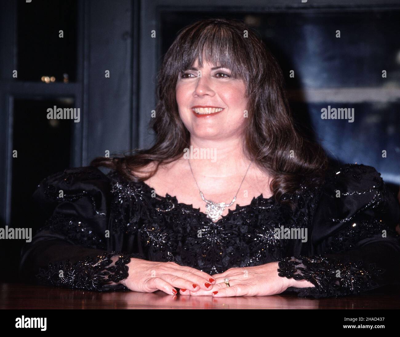 Anne Rice signing her new book "The Vampire Armand" at Barnes & Noble ...