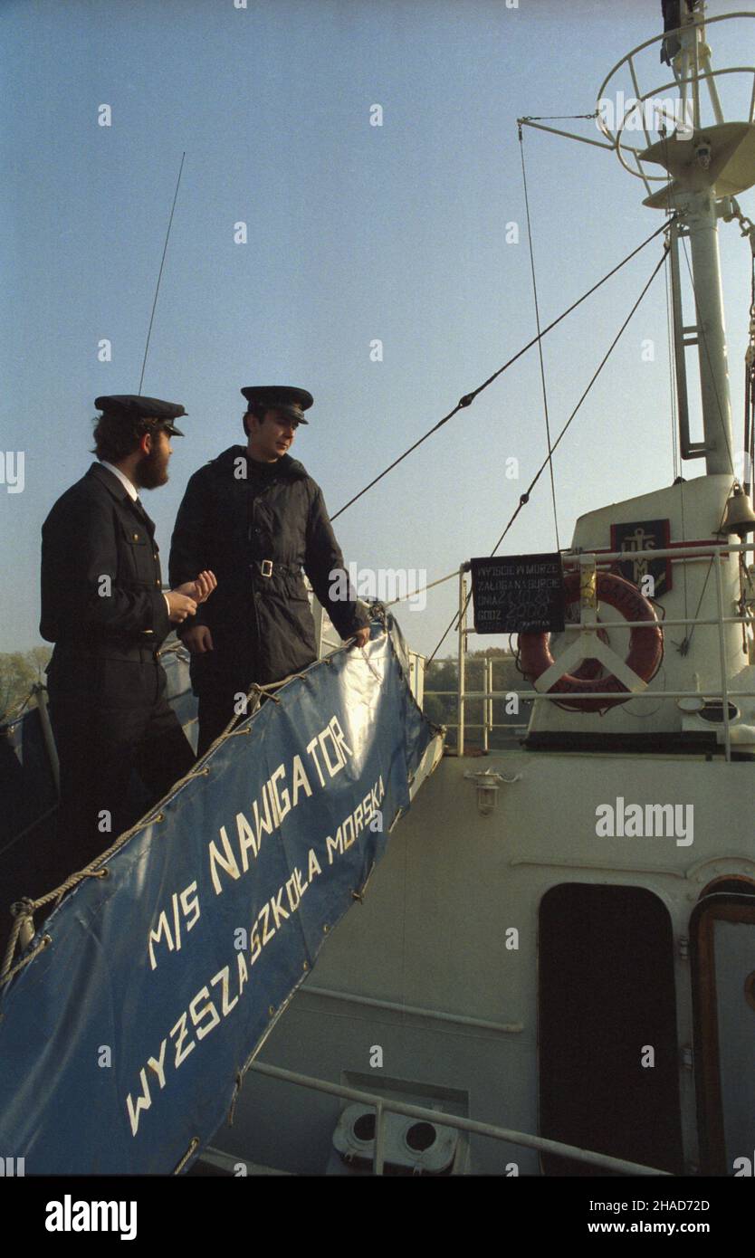 Jednostka morska hi-res stock photography and images - Alamy