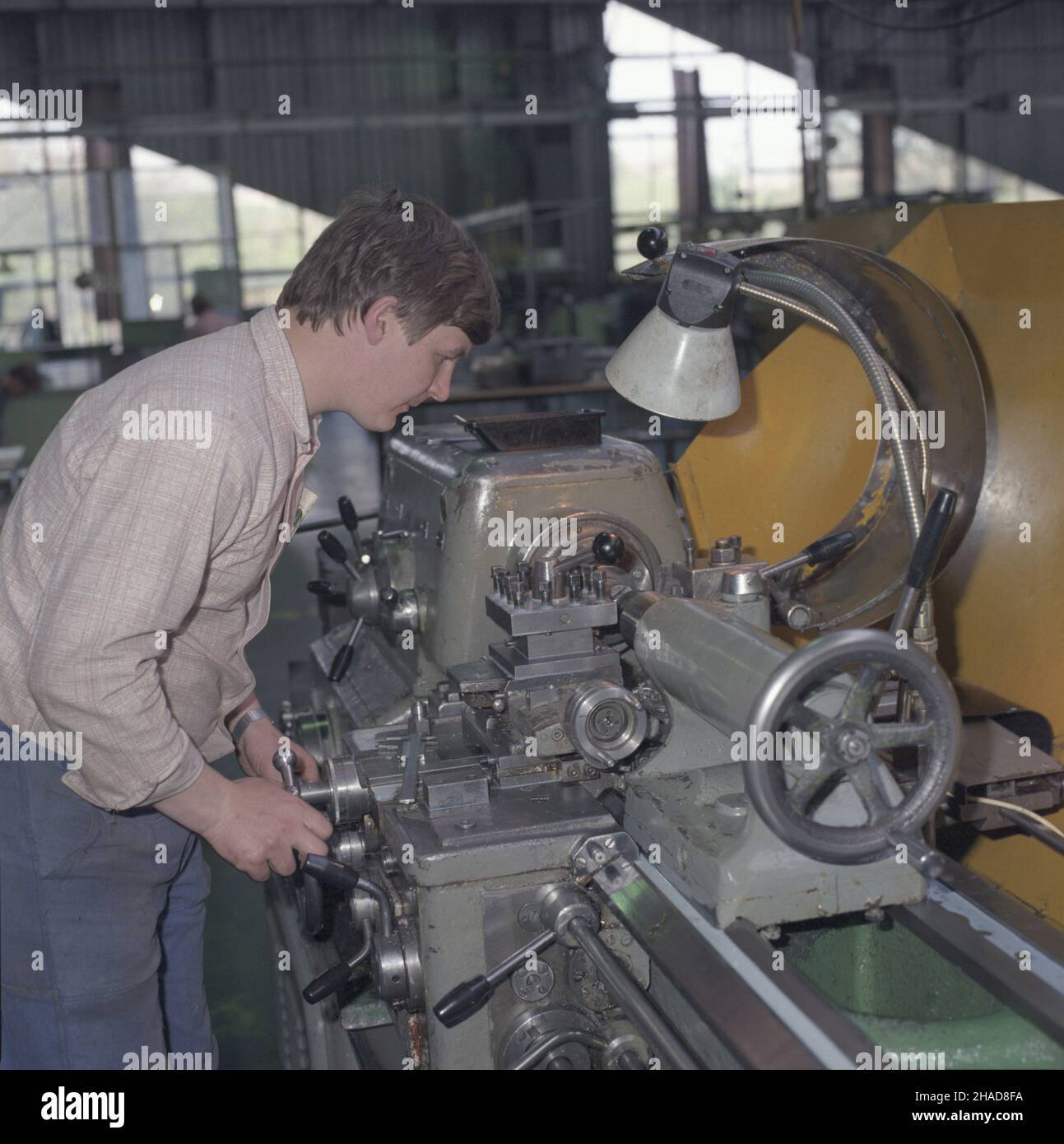 Fabryka aparatow pomiarowych hi-res stock photography and images - Alamy