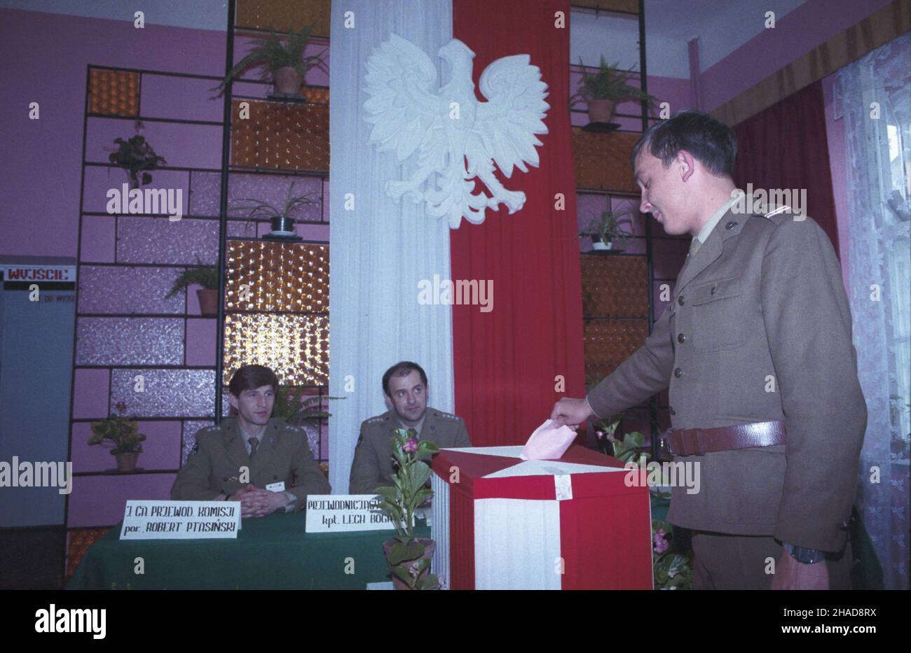 Robert ptasinski hi-res stock photography and images - Alamy