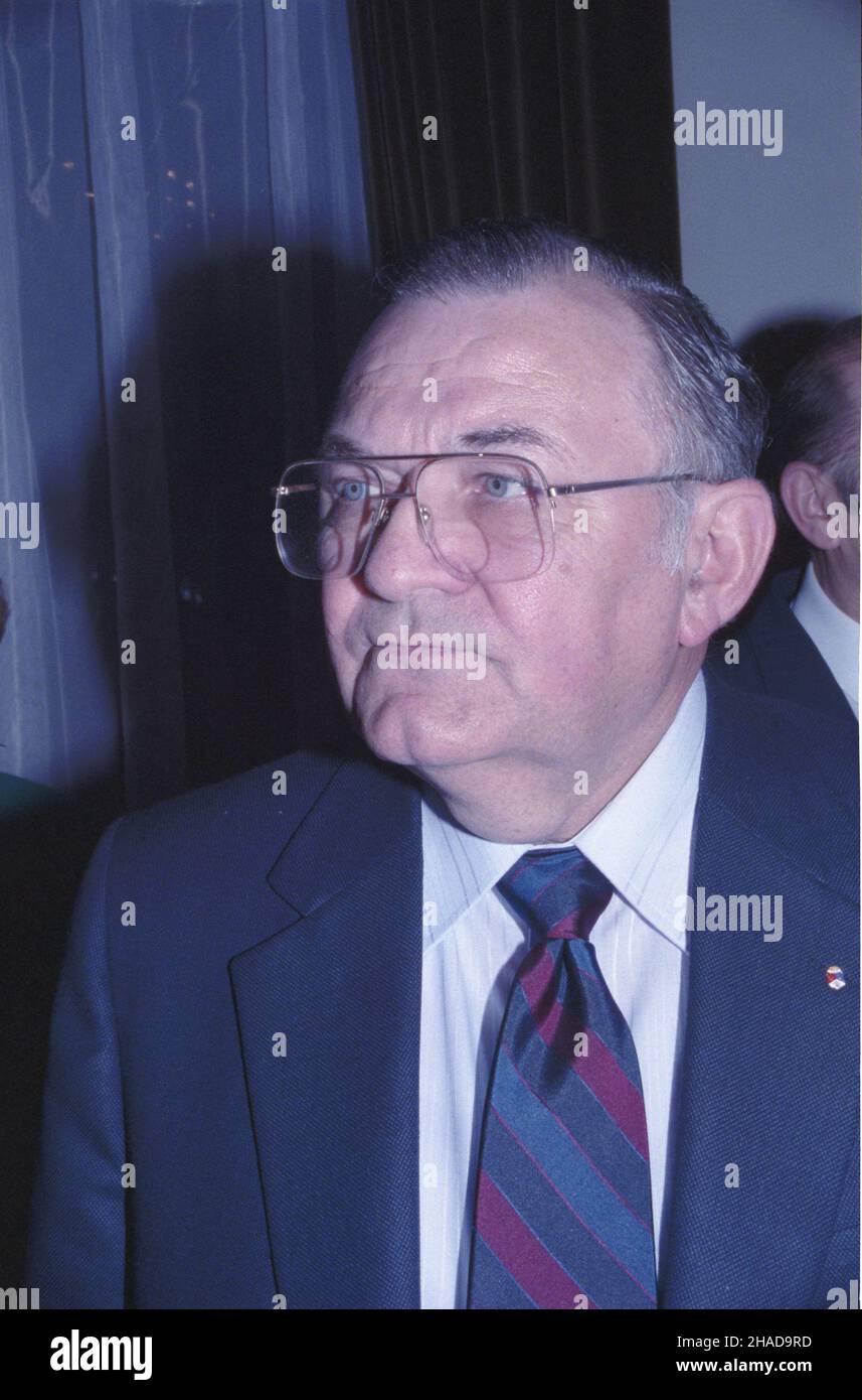 Edward moskal hi-res stock photography and images - Alamy