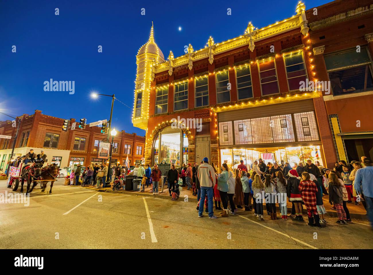 Guthrie, DEC 11 2021 - Night view of the Victorian Walk with child ...