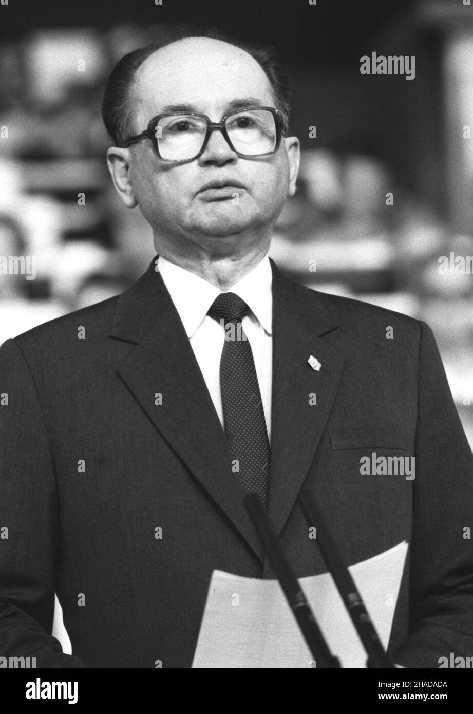 Wojciech Jaruzelski PAP-Henryk Rosiak Stock Photo - Alamy