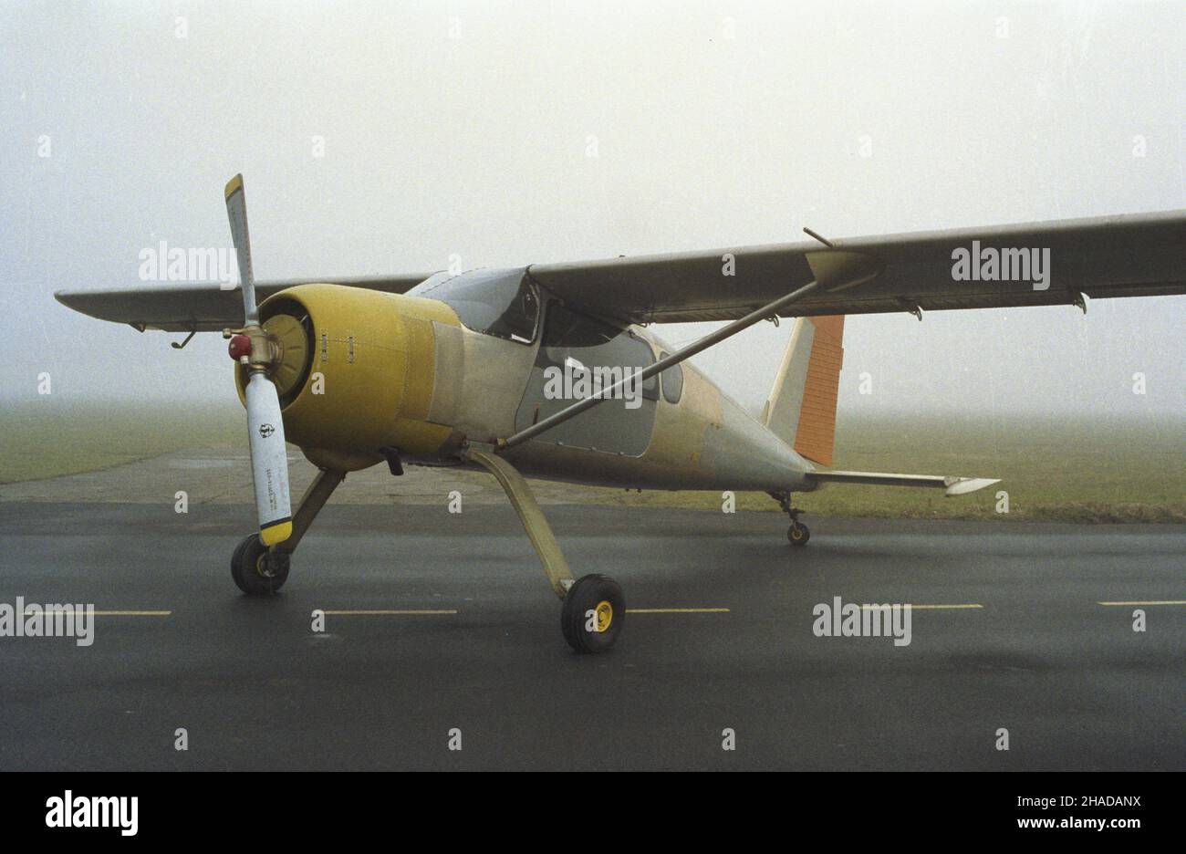 Lotnisko okecie hi-res stock photography and images - Alamy