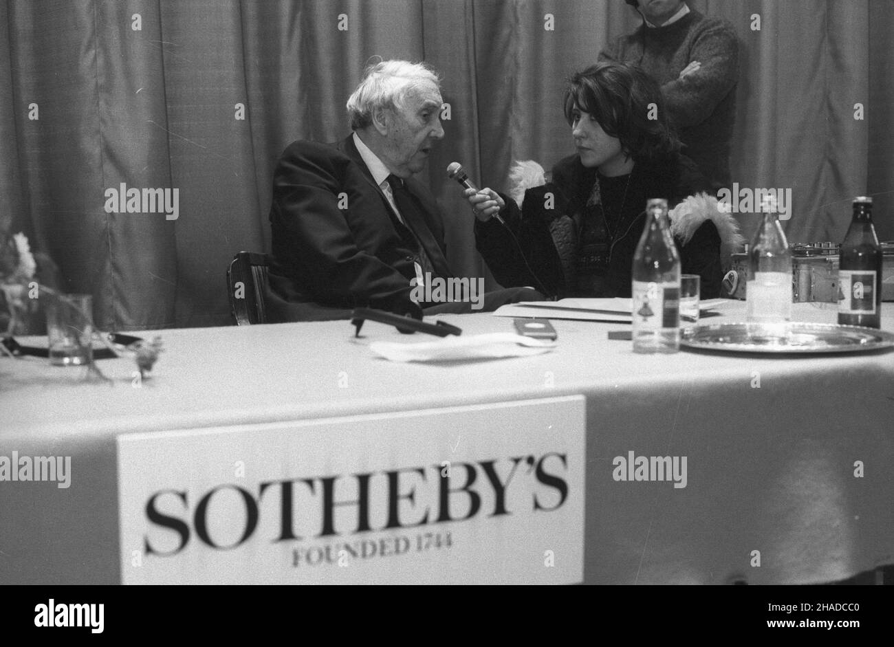 Victoria dom Black and White Stock Photos & Images - Alamy