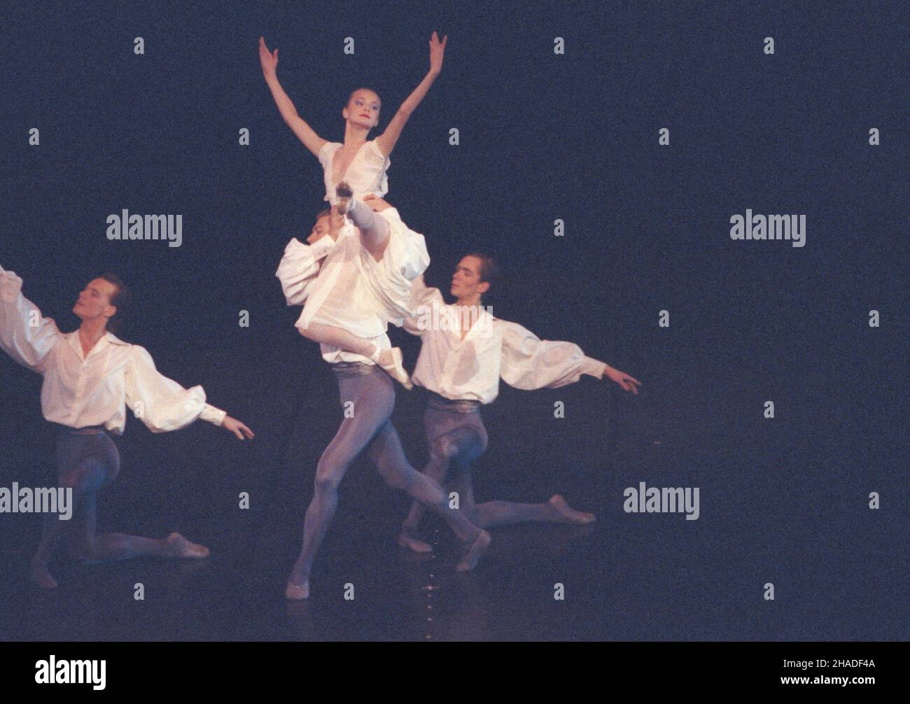 Opera ba3tycka w gdansku hi-res stock photography and images - Alamy