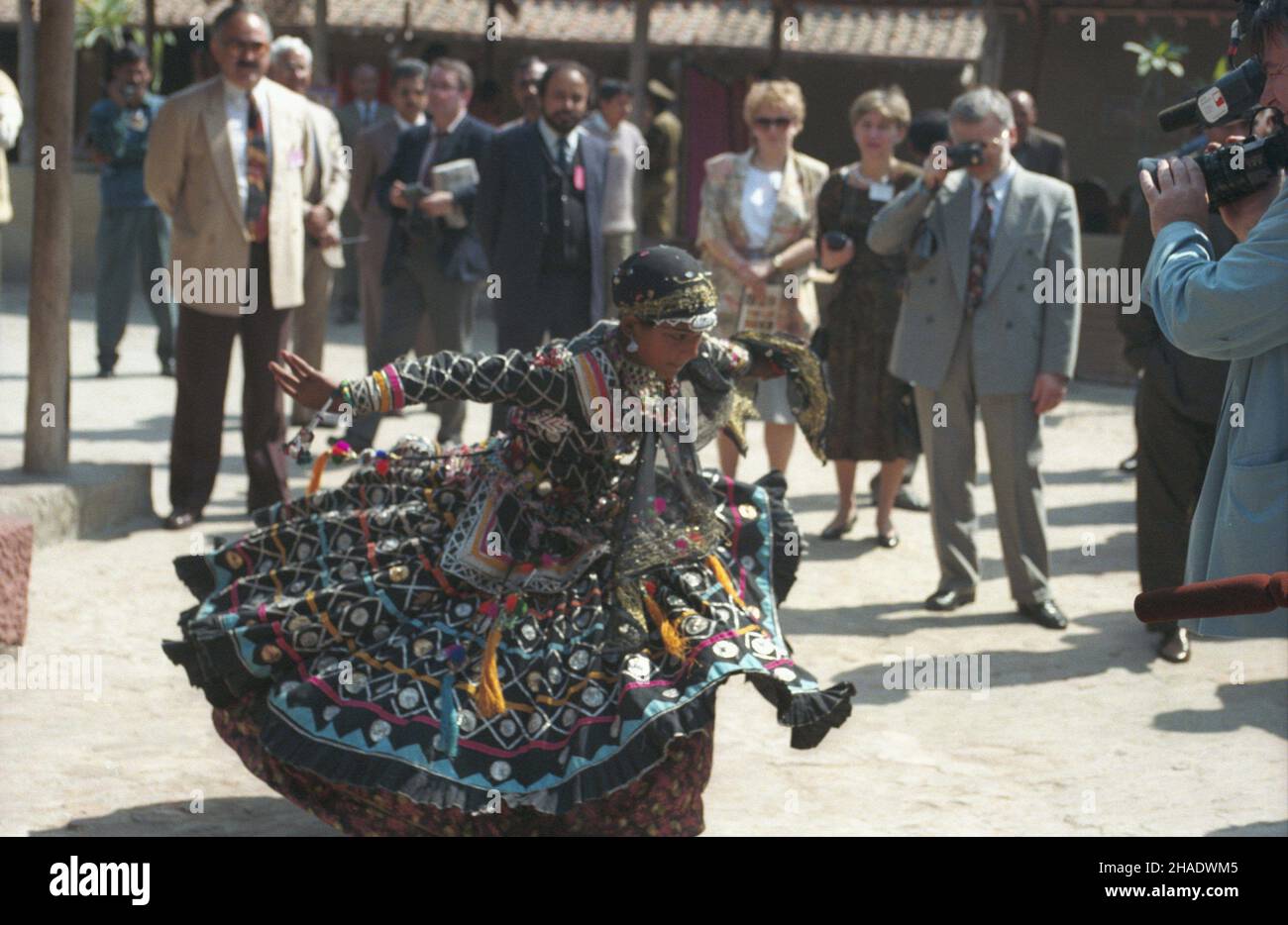 Mazur dance hi-res stock photography and images - Alamy
