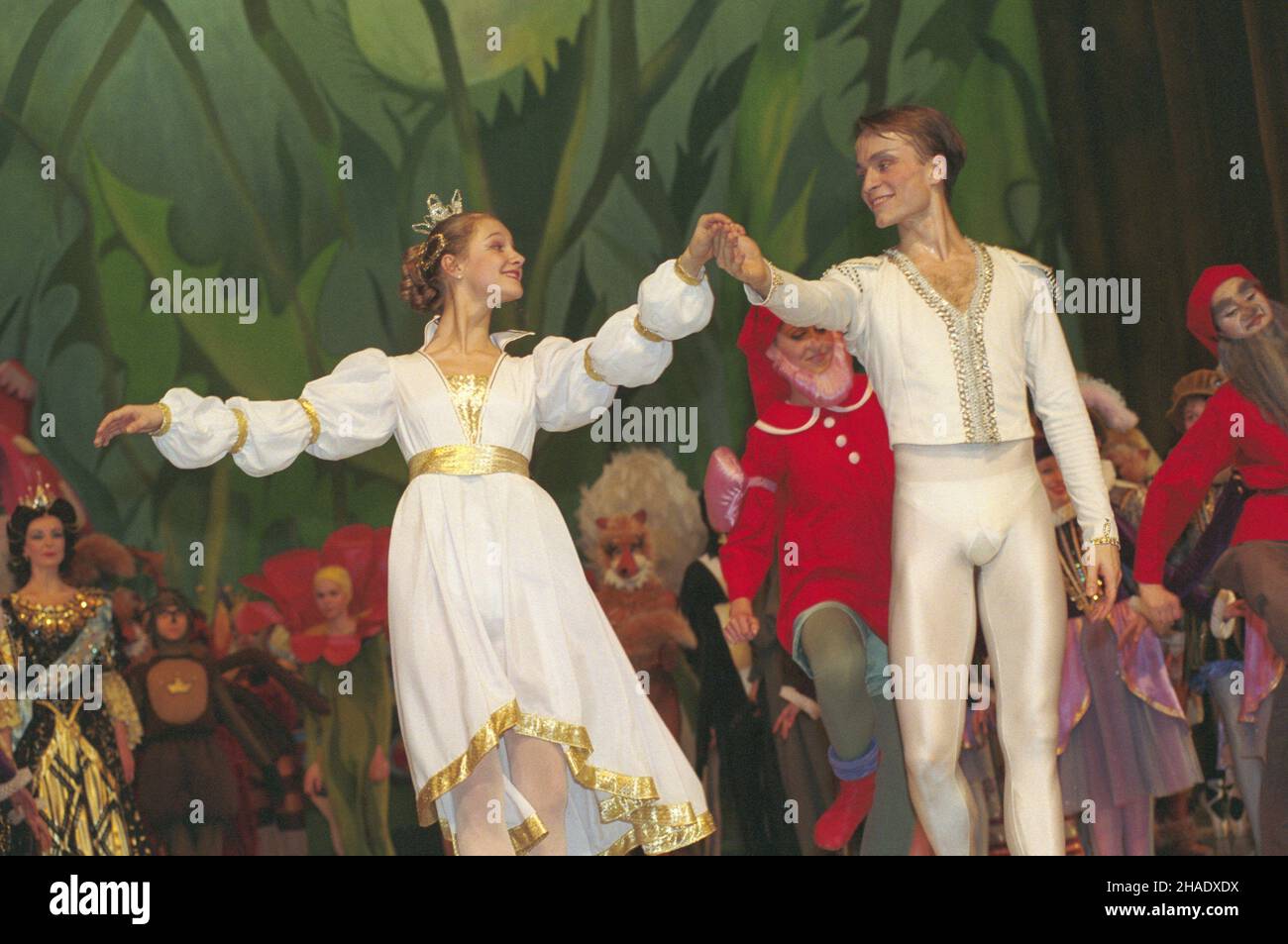 Opera ba3tycka w gdansku hi-res stock photography and images - Alamy