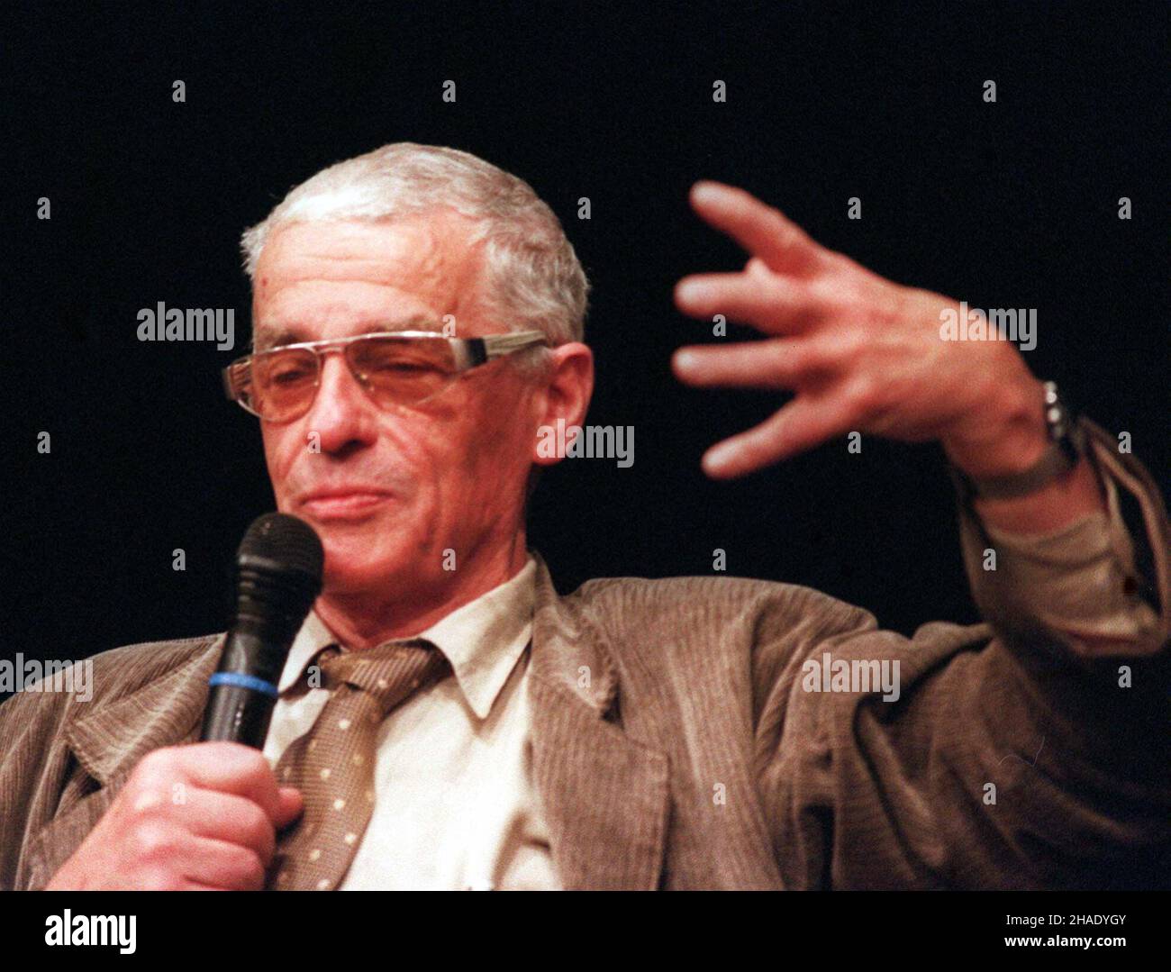 Adam hanuszkiewicz hi-res stock photography and images - Alamy