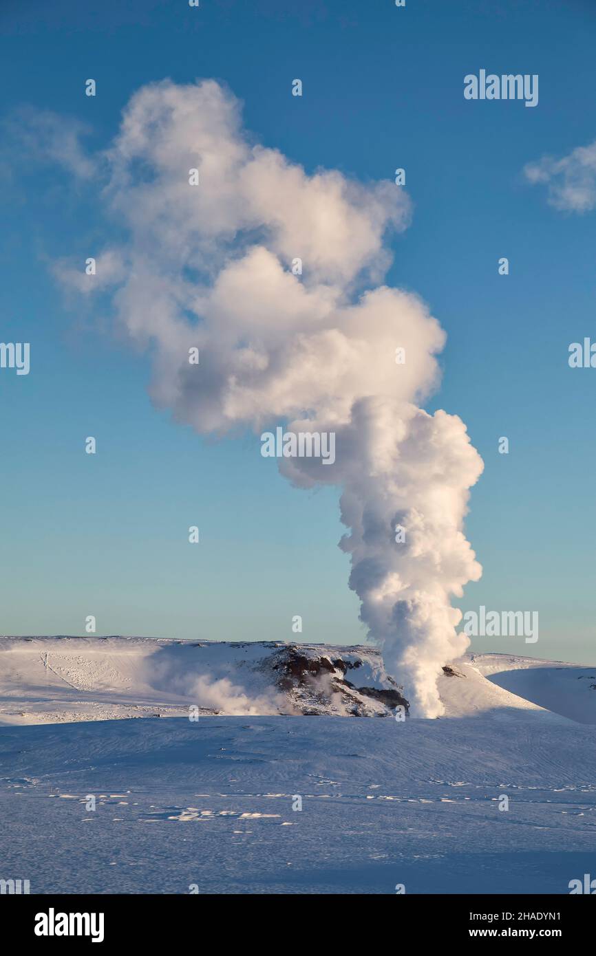 Steam rising from the ground hi-res stock photography and images - Alamy