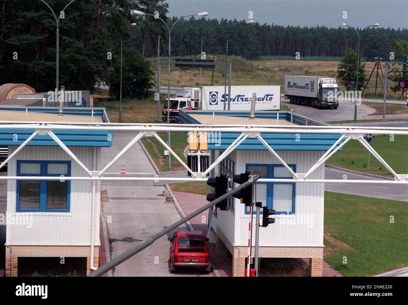 Œwiecko, 11.07.1995. Odprawa celna w Œwiecku. Przejœcie graniczne ...