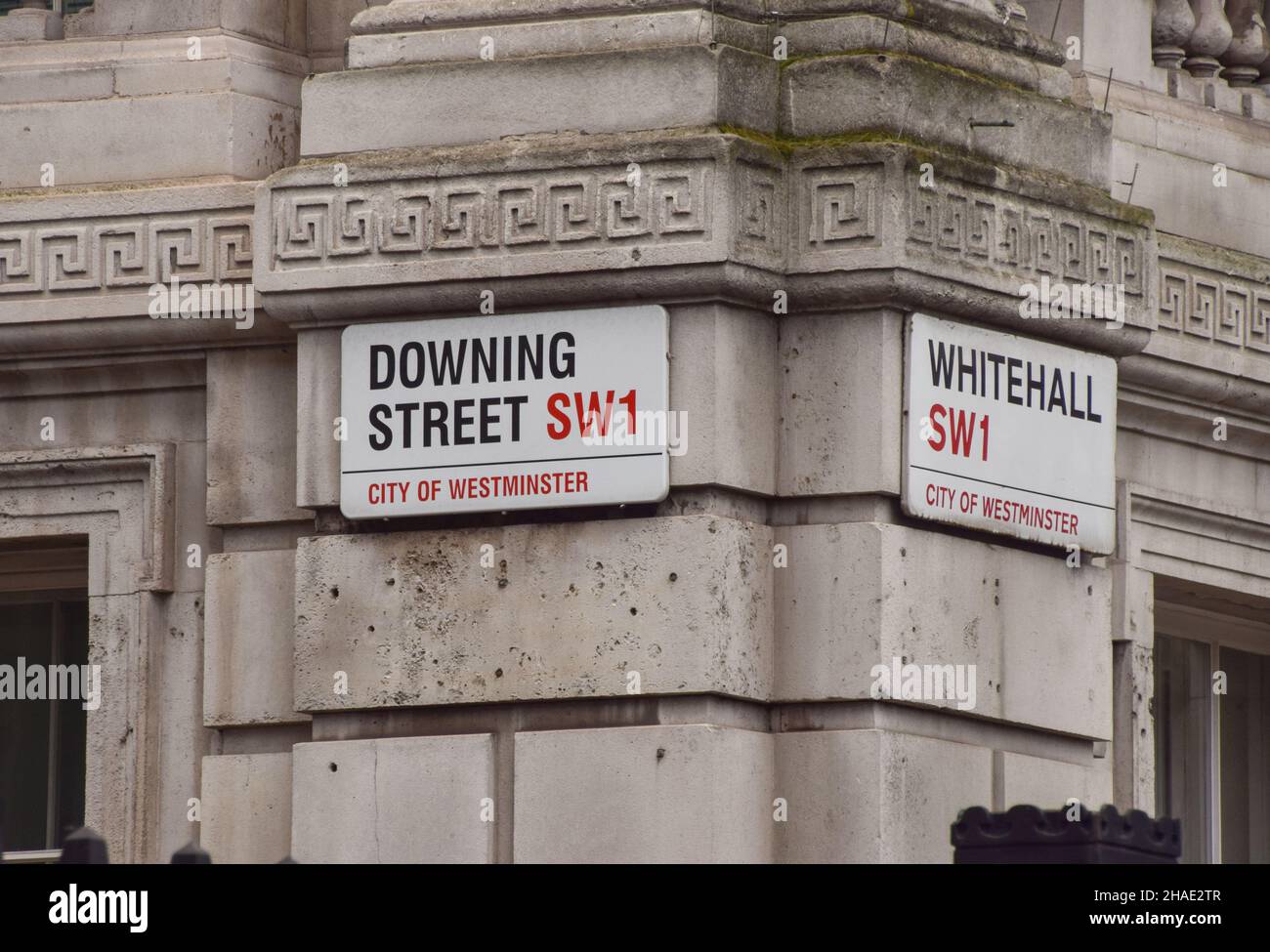 Road signs for parliament street and whitehall hi-res stock photography ...