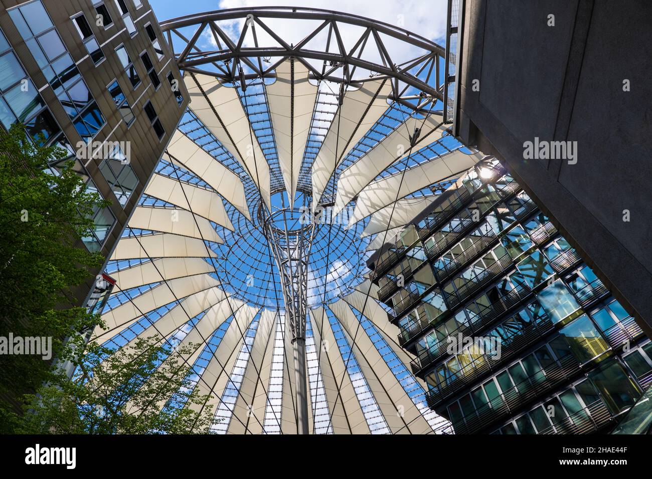 Roof structure of the sony center hi-res stock photography and images ...