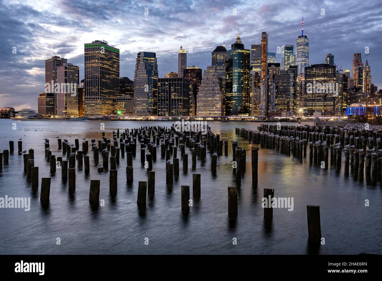 Bridge supports black and white hi-res stock photography and images - Alamy