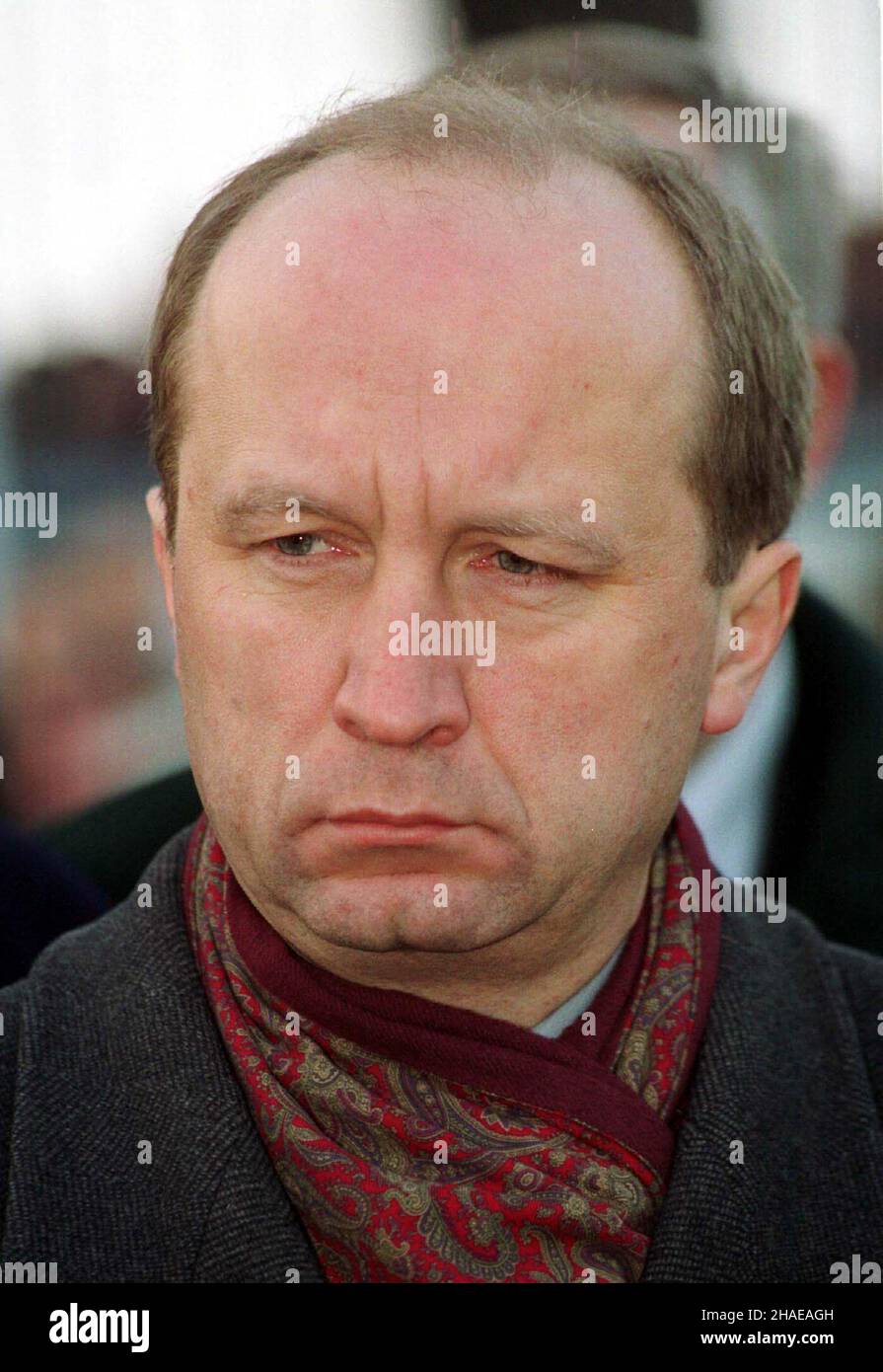 Sejny, 28.11.1999. Przed sejneñsk¹ Bazylik¹ ods³oniêto pomnik ...