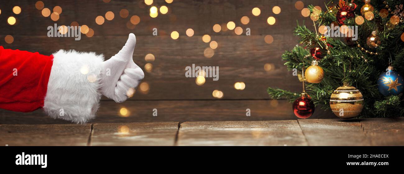 Santa claus thumb up hi-res stock photography and images - Alamy