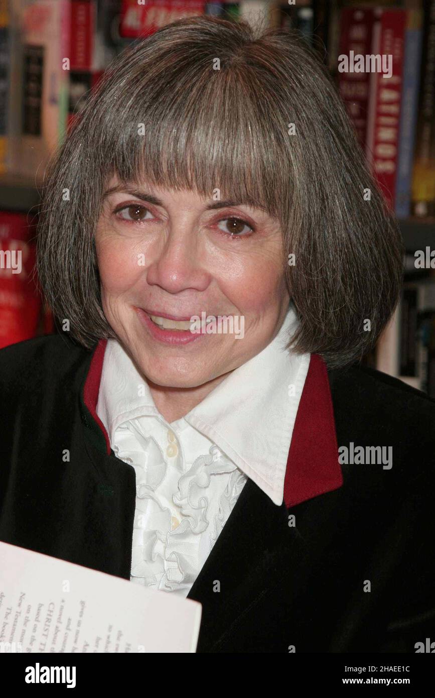 Anne Rice at "Christ The Lord" book signing at Posman's Bookstore at ...