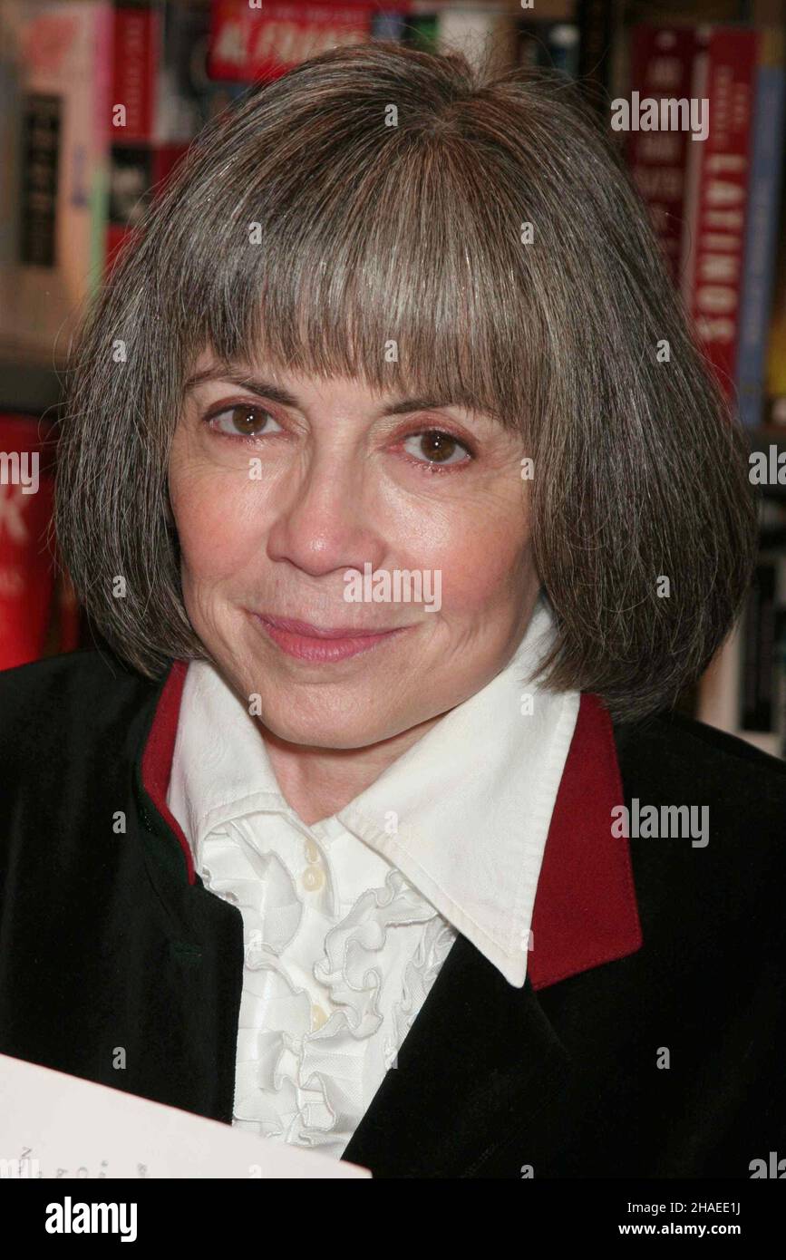 Anne Rice at "Christ The Lord" book signing at Posman's Bookstore at ...