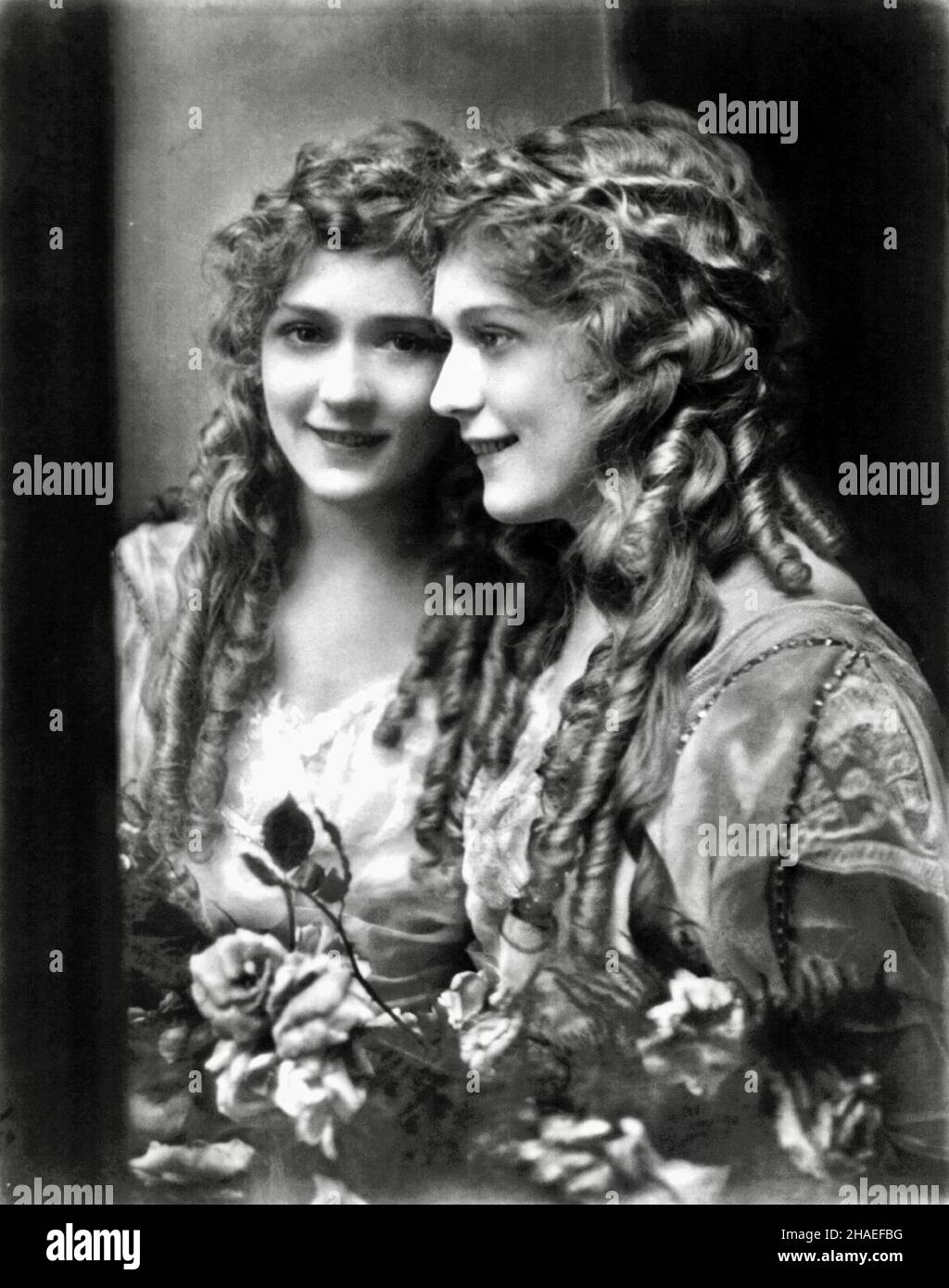 Iconic silent film actress hi-res stock photography and images - Alamy