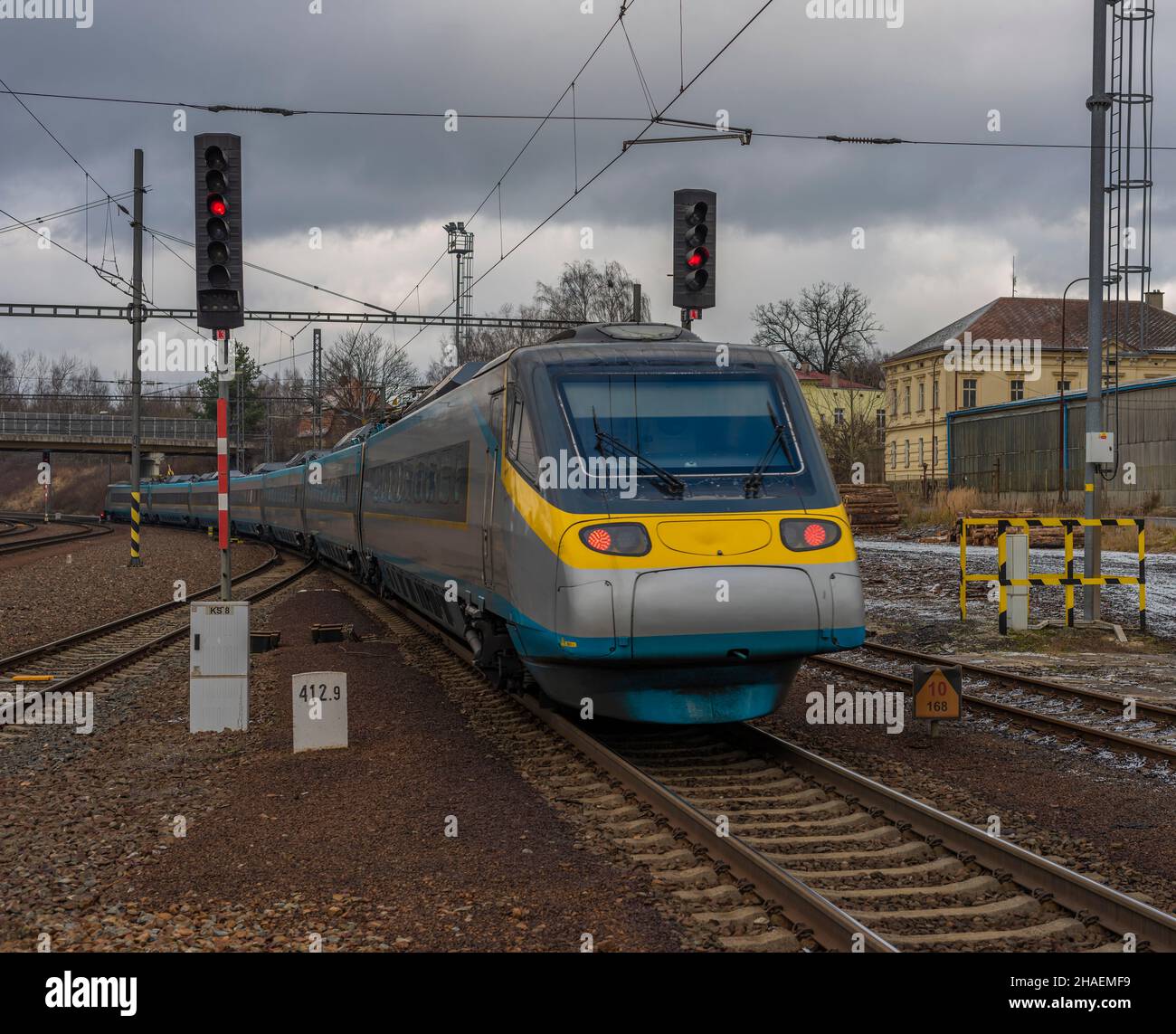Electric multiple unit train hi-res stock photography and images - Alamy