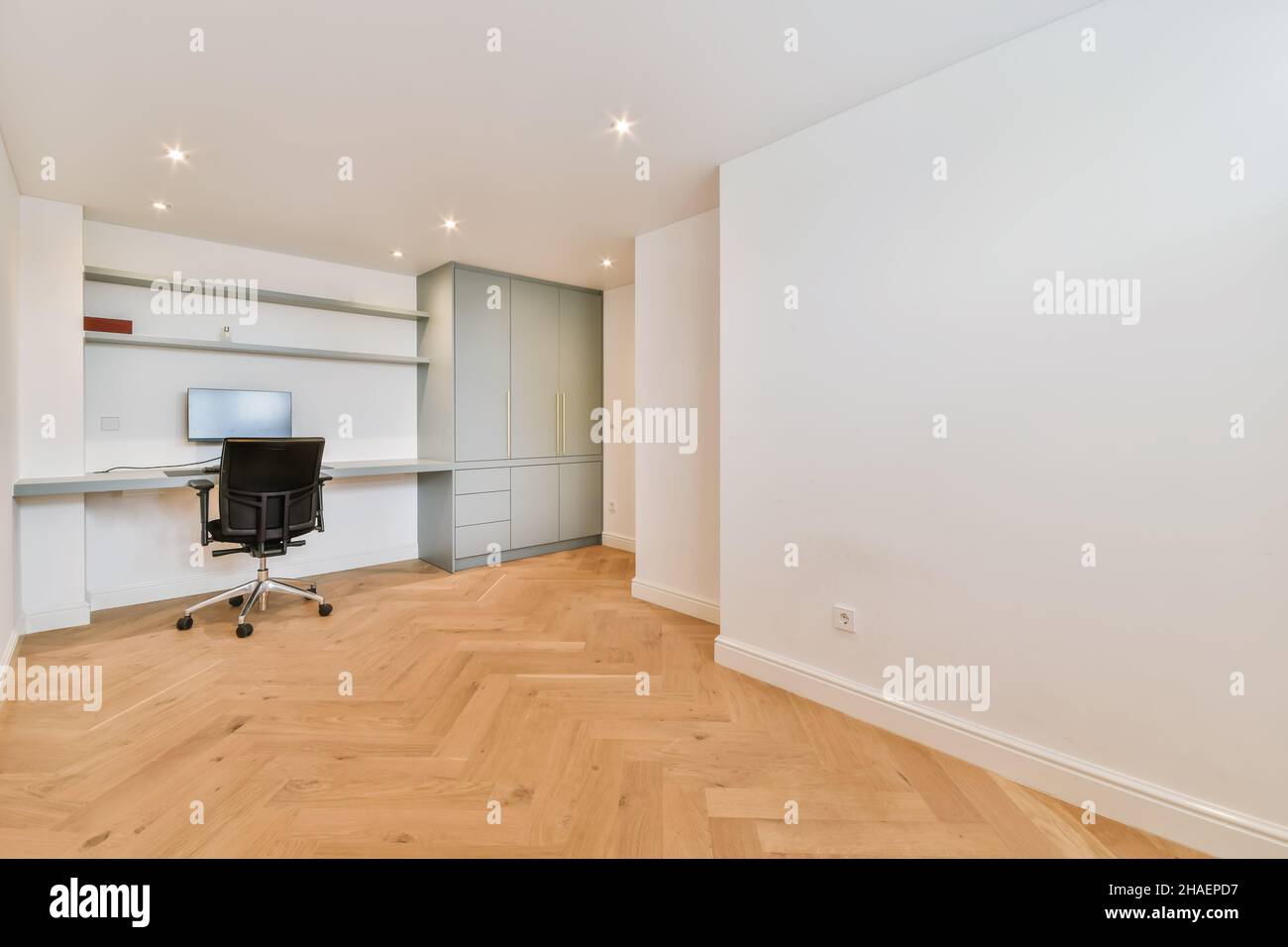 Work at home wardrobe hi-res stock photography and images - Alamy