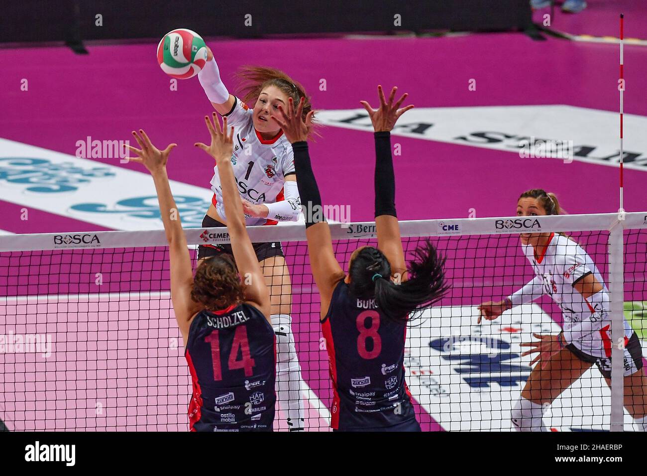 Cuneo, Italy. 12th Dec, 2021. Schoelzel Marie (Bergamo), Kuznetsova ...