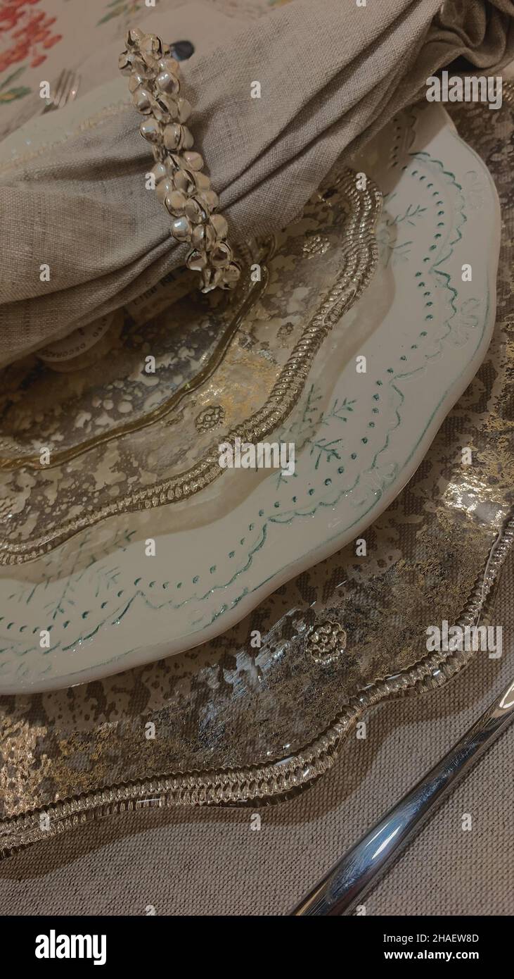 Silver service table hi-res stock photography and images - Alamy