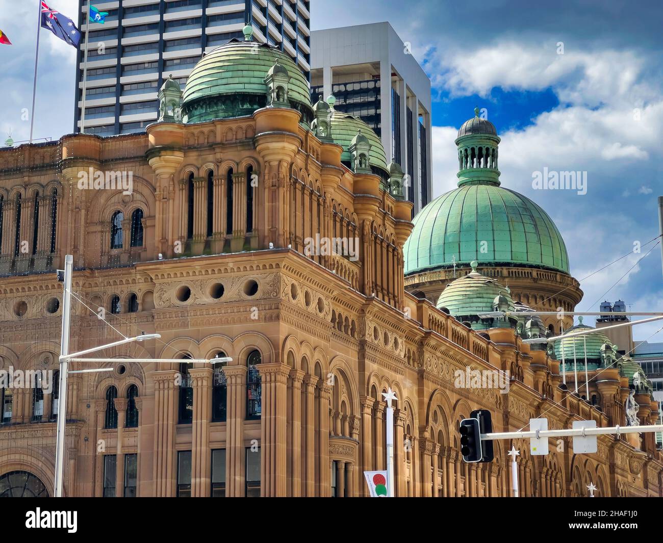 Historical buildings, Business buildings, Skyscrapers under blue sky in ...