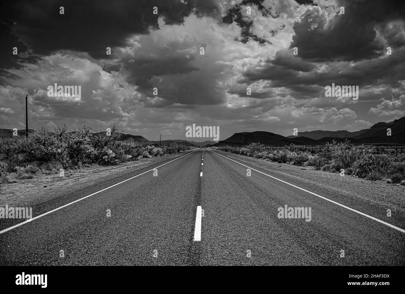 Open road Black and White Stock Photos & Images - Alamy