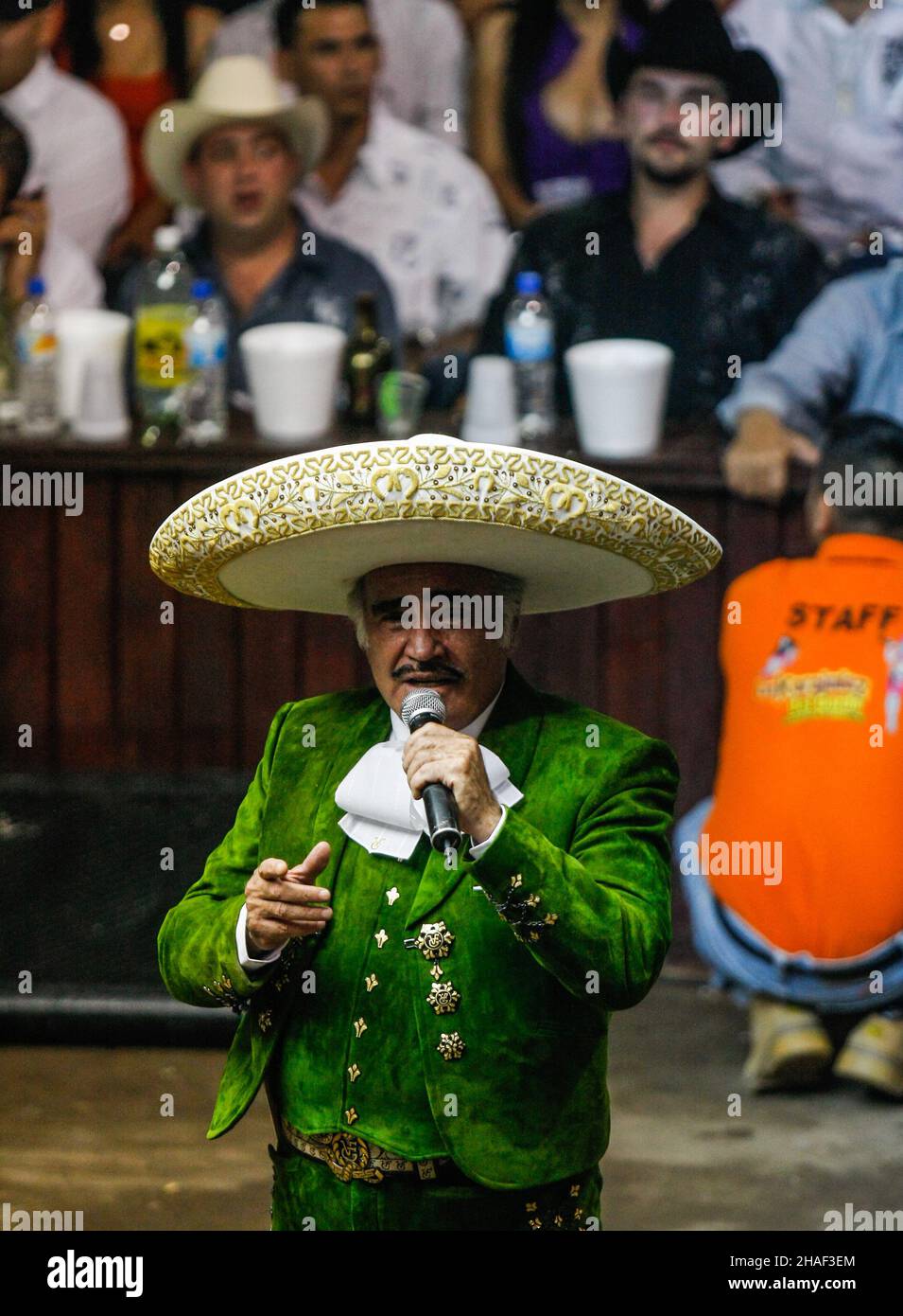 Vicente fernandez mexico city hi-res stock photography and images - Alamy