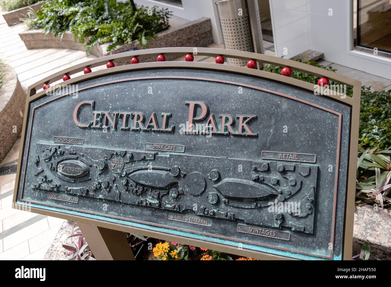 A closeup of a central park signboard Stock Photo - Alamy