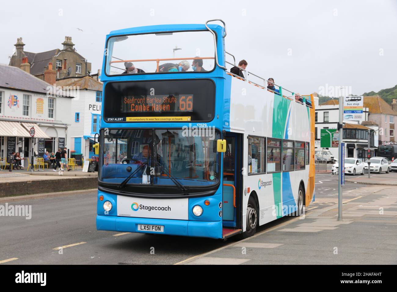 Stagecoach bus national express hi-res stock photography and images - Alamy