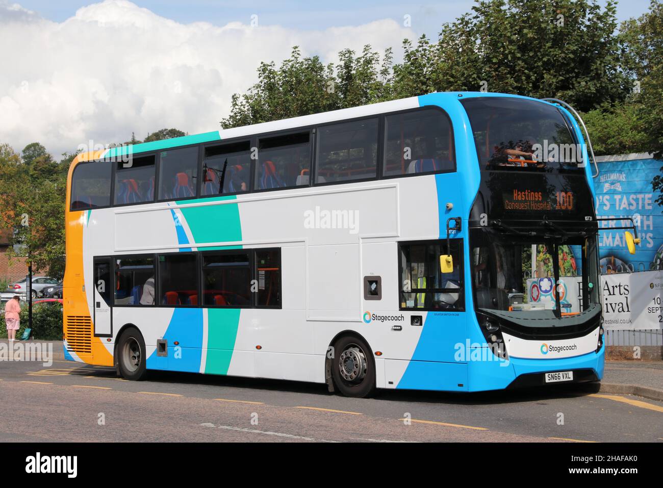 Stagecoach bus national express hi-res stock photography and images - Alamy