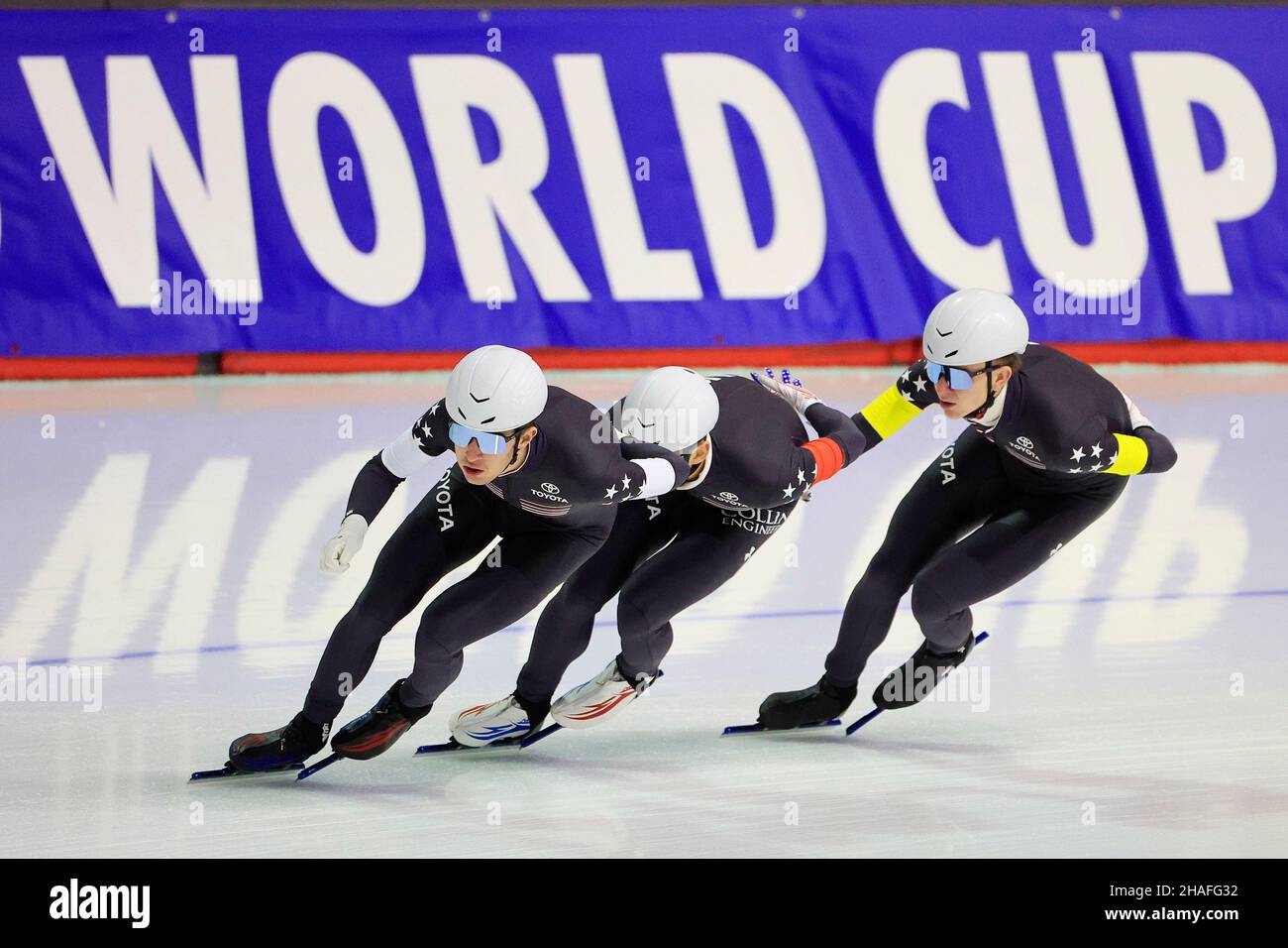 Calgary, Alberta, Canada. 12th Dec, 2021. l-r CASEY DAWSON, EMERY ...