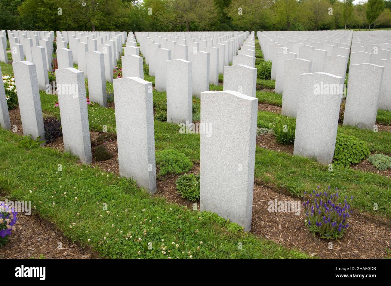 Red army monuments hi-res stock photography and images - Alamy