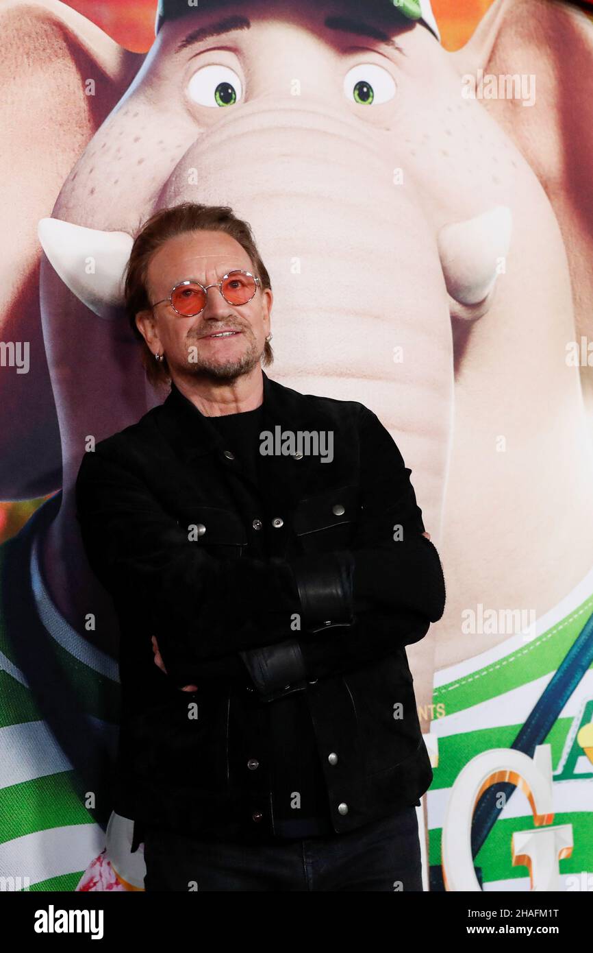 Sing 2 premiere hi-res stock photography and images - Alamy