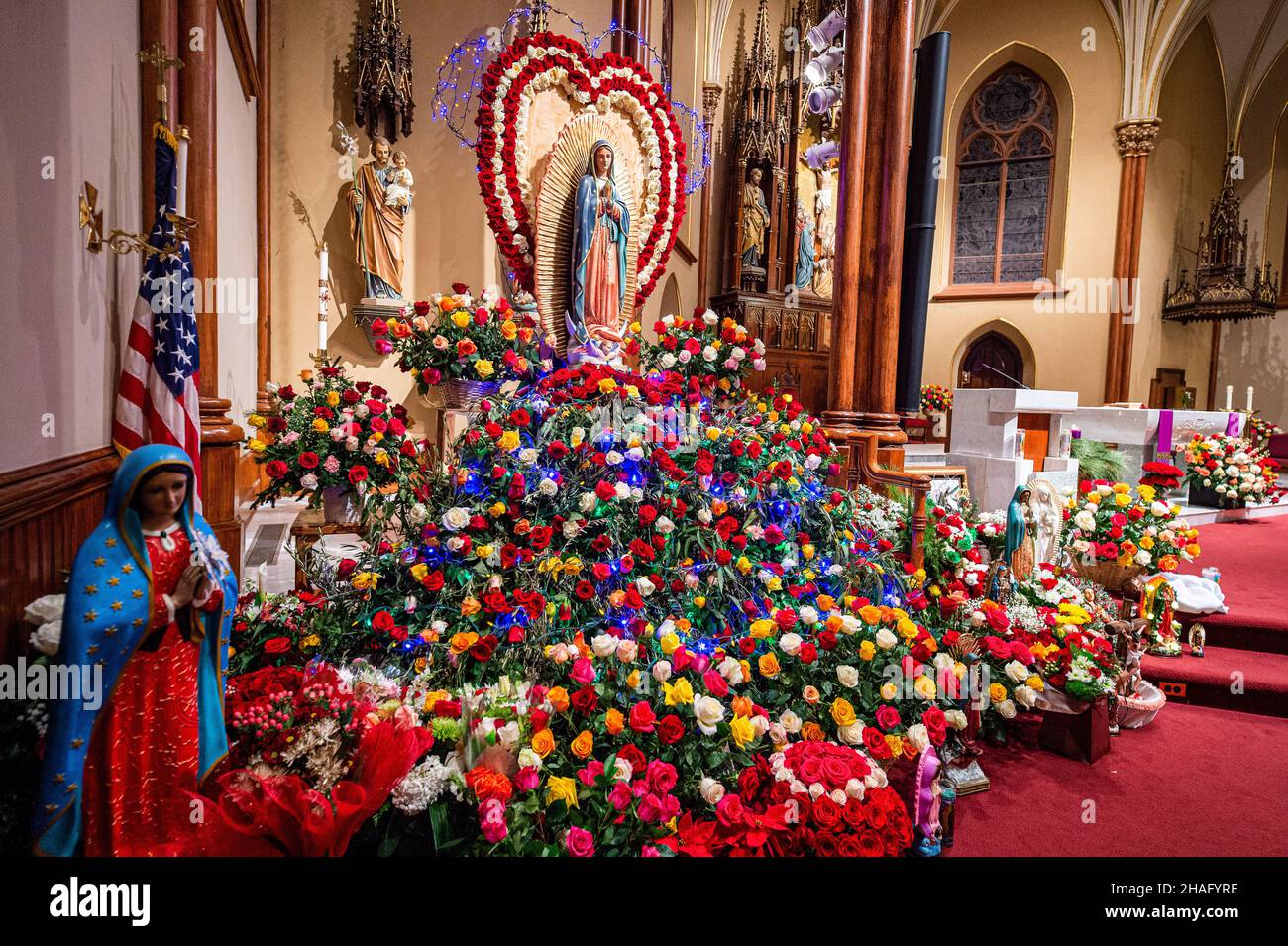 Our lady of guadalupe procession hi-res stock photography and images ...