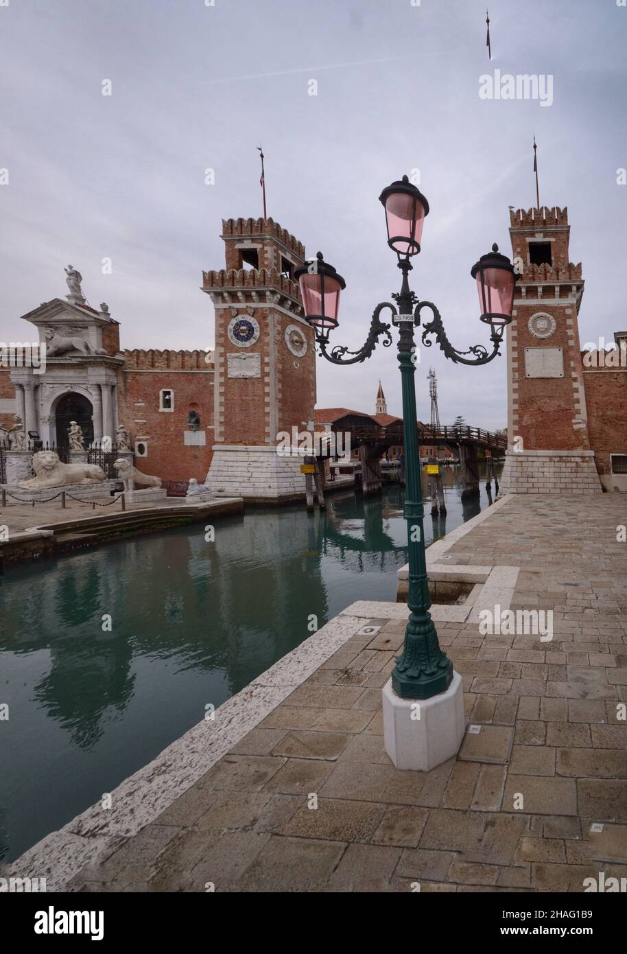 The entrance to the Arsenale on a cloudy day in autumn. Lamp post Stock ...