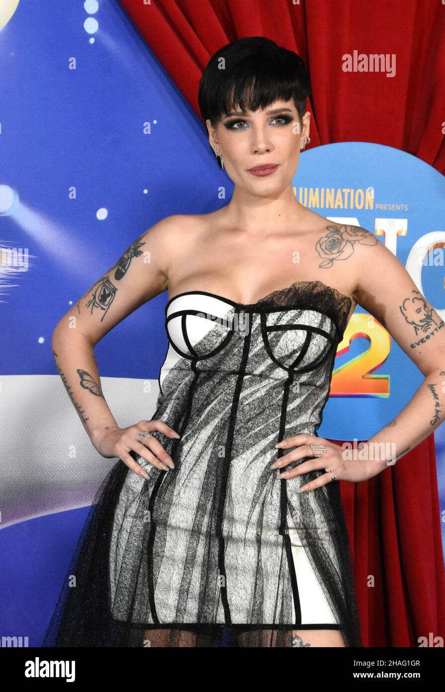 Los Angeles, California, USA 12th December 2021 Singer Halsey attends ...