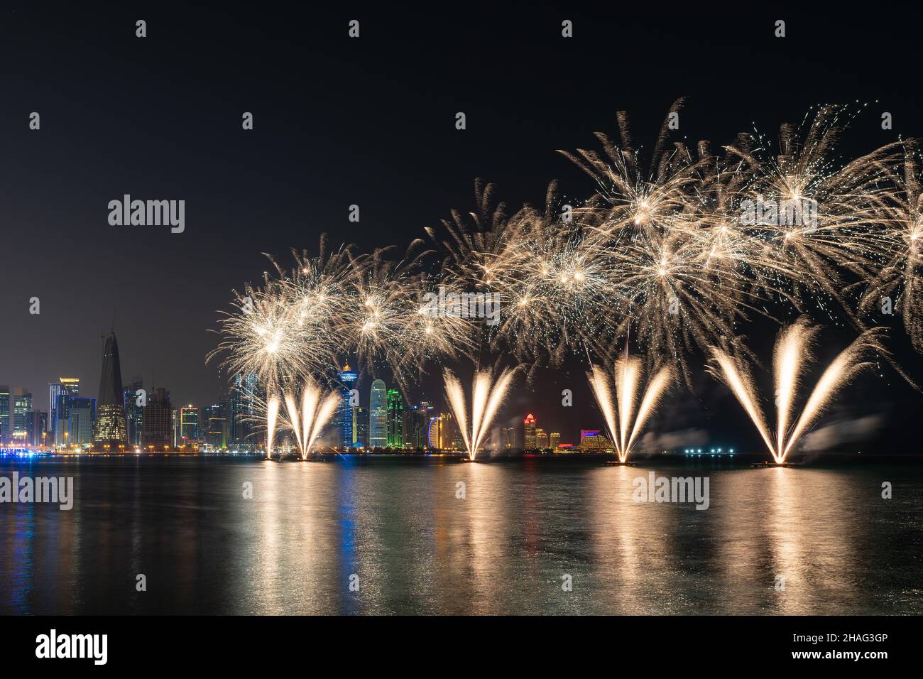 Beautiful fireworks in the Doha Corniche, Qatar Stock Photo - Alamy