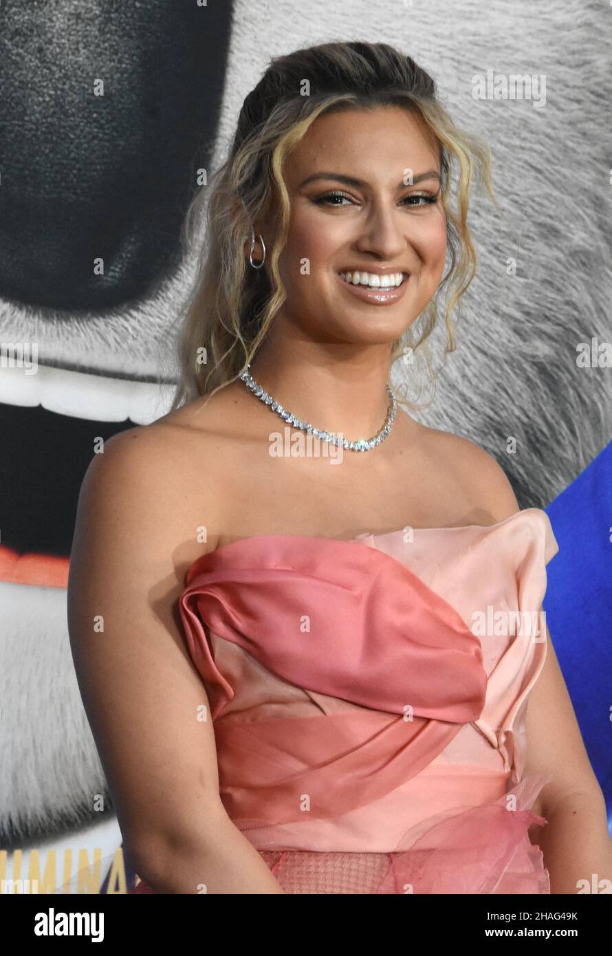 Los Angeles, California, USA 12th December 2021 Singer Tori Kelly ...