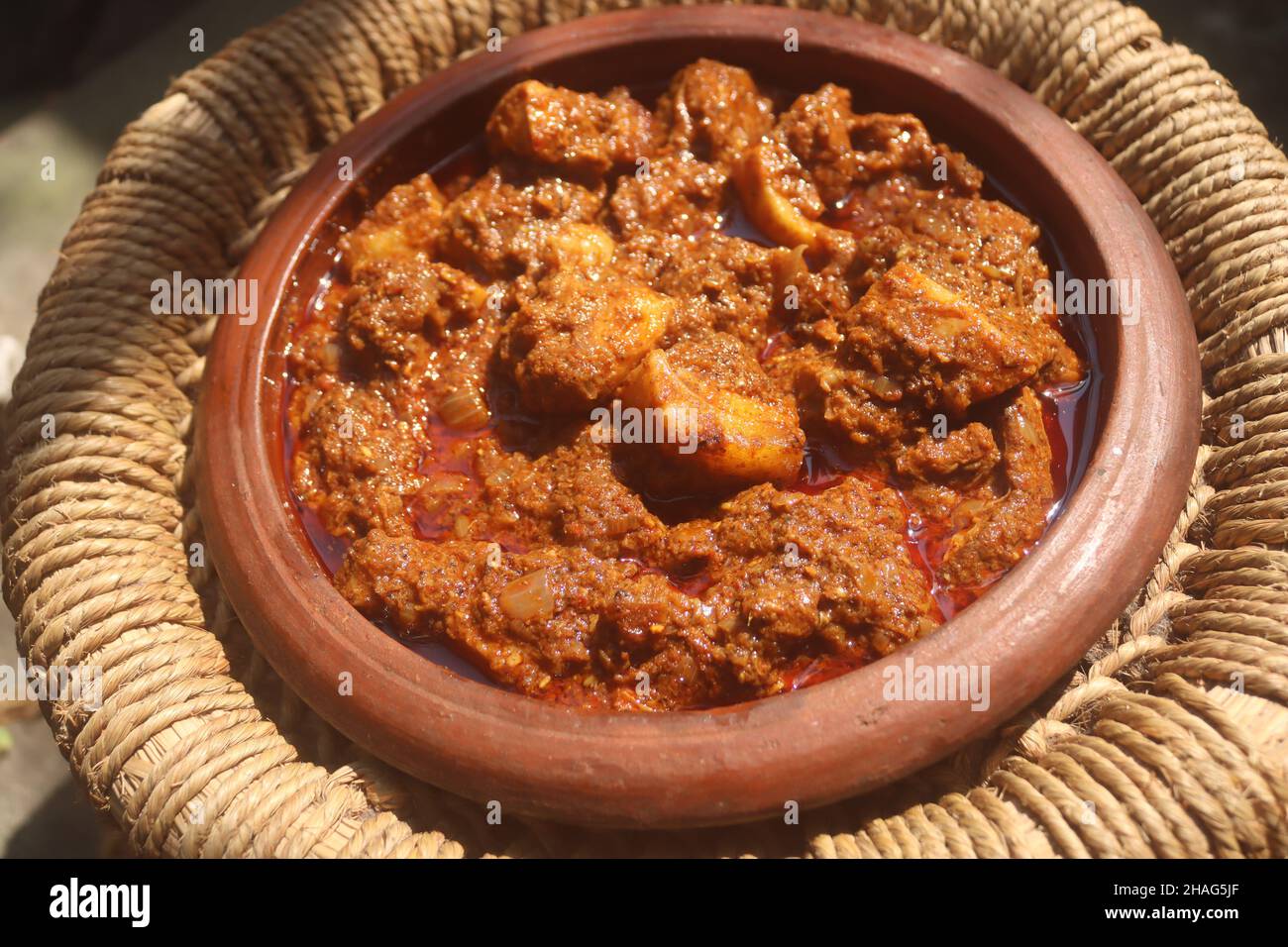 Pork vindaloo stock images Stock Photo - Alamy