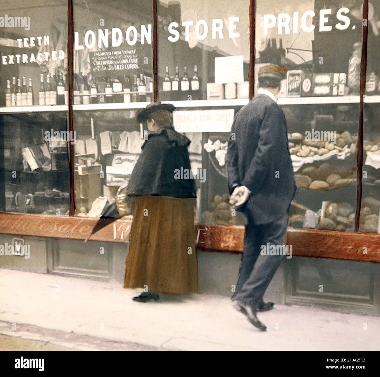 Victorian shop window hi-res stock photography and images - Alamy