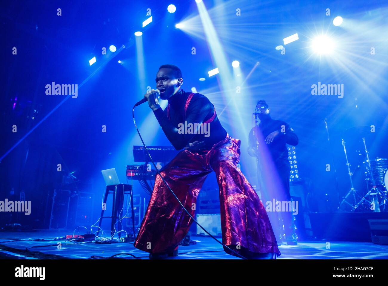 12092021 - Toronto, Canada. Singer and dancer James Baley performing at ...
