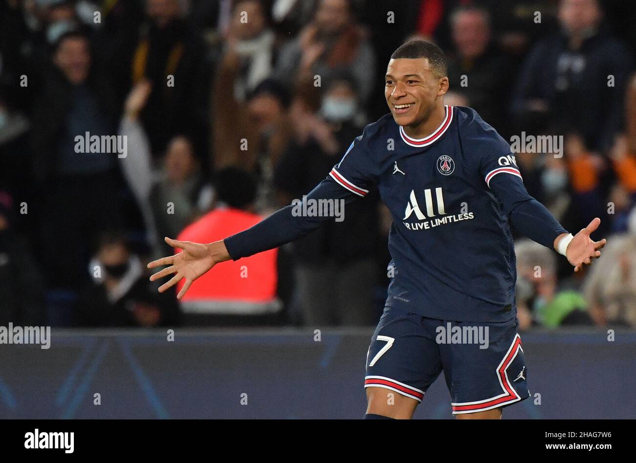 Kylian Mbappé of PSG celebrates scoring during the Ligue 1 Uber Eats ...