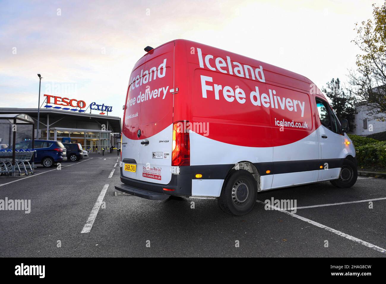 Iceland delivery van hi-res stock photography and images - Alamy