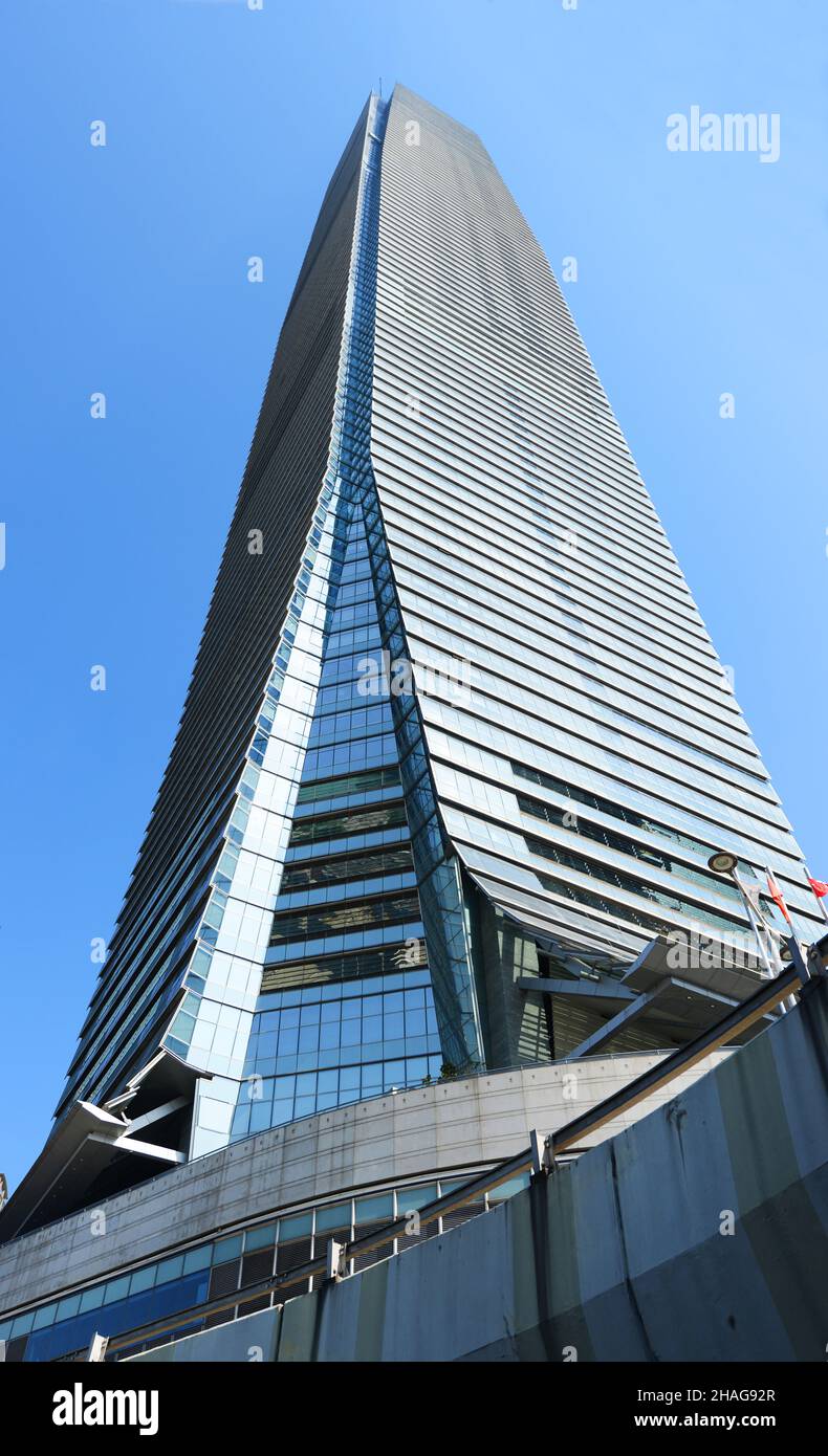 The iconic ICC tower in West Kowloon, Hong Kong Stock Photo - Alamy